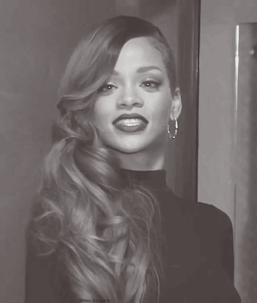 GIF rihanna fashion celebrity - animated GIF on GIFER
