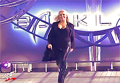 Trish stratus GIF - Find on GIFER