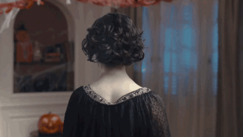 Turning GIF - Find on GIFER