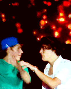 GIF floating - animated GIF on GIFER