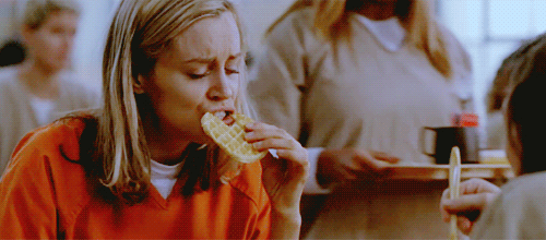 Queue GIF - Find on GIFER