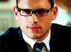 GIF michael scofield - animated GIF on GIFER