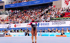 Shawn johnson GIF - Find on GIFER