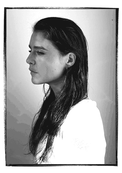 Singer bw jessie ware GIF - Find on GIFER