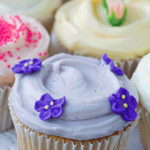Cupcake GIF - Find on GIFER