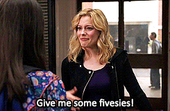 Annie edison romantic expressionism GIF - Find on GIFER