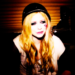 Avril lavigne avril s GIF - Find on GIFER