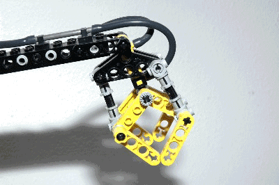 Claws GIF - Find on GIFER