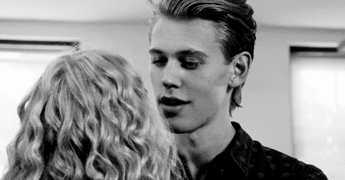 Austin Butler Carrie Diaries Gif