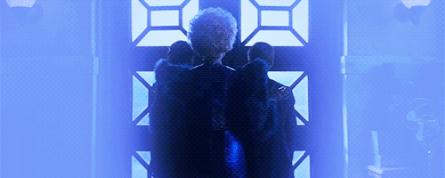 Queue GIF - Find on GIFER