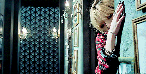 4minute hyuna trouble maker GIF - Find on GIFER