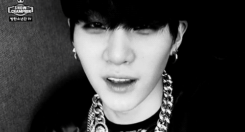 Suga kpop bts GIF - Find on GIFER