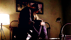 Reblog fringe s5 GIF - Find on GIFER