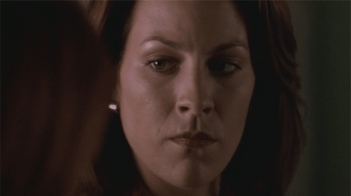 Charlie brown halloween peanuts GIF - Find on GIFER