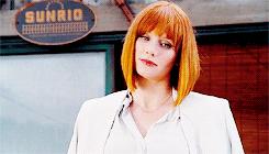 Bryce dallas howard GIF - Find on GIFER