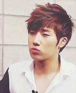 Queue GIF - Find on GIFER