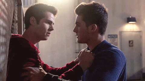 Tw set GIF - Find on GIFER