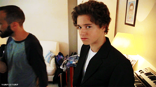 Gif Mirando Fijamente