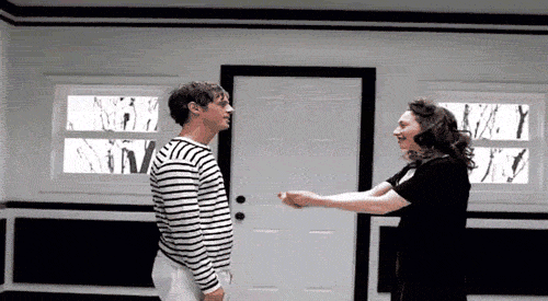 Cute Couples Holding Hands Gif