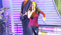 Victoria justice victoria justice dance victoria justice hunt GIF ...