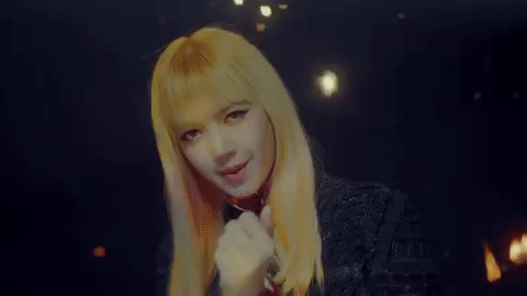 GIF blackpink lisa kpop - animated GIF on GIFER