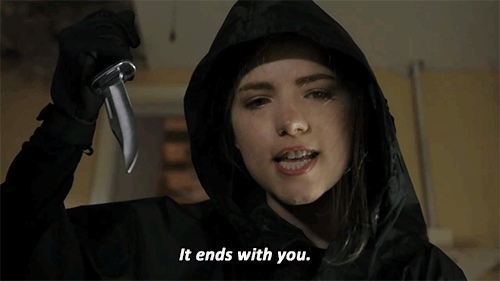 Scream willa fitzgerald bella thorne GIF - Find on GIFER