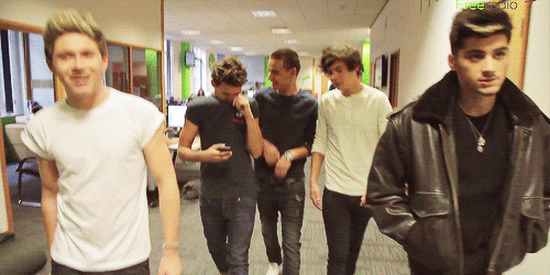 One direction blog GIF - Find on GIFER