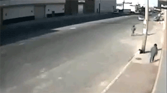 Near miss wow cars GIF - Find on GIFER