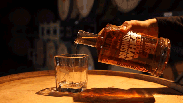 Video glass whiskeythis GIF - Find on GIFER