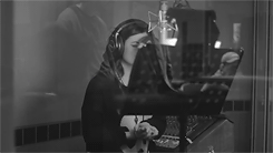 Lucyhalevevo but anywho recording studio GIF - Encontrar em GIFER