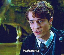 Gif De Voldemort Bailando Dancing Dobby Gifs Appreciation Post
