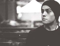 GIF tail - animated GIF on GIFER