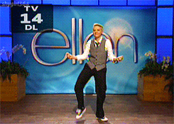 Saturday night live kate mckinnon GIF - Find on GIFER