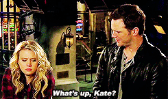 Television snl kate mckinnon GIF - Find on GIFER