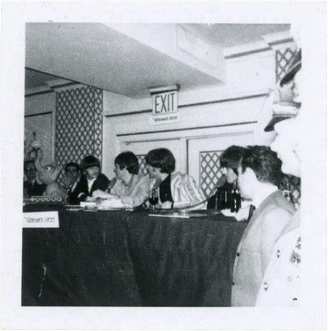Press conference GIF - Find on GIFER