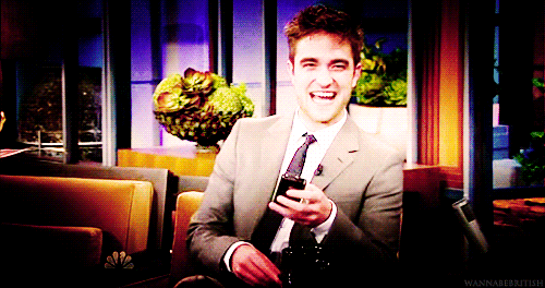 Robert pattinson GIF - Find on GIFER