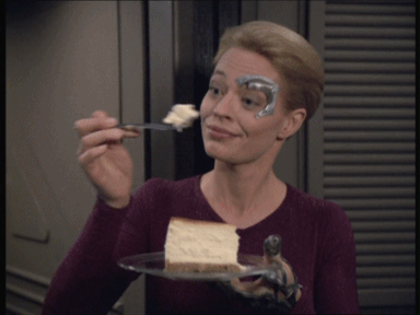 Cake star trek GIF - Find on GIFER
