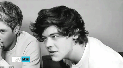 Harry imagine GIF - Find on GIFER