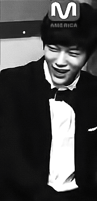 Infinite myungsoo GIF - Find on GIFER