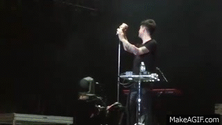 GIF victorious - animated GIF on GIFER