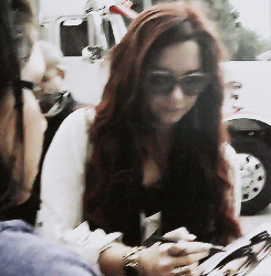 Young justice GIF - Find on GIFER