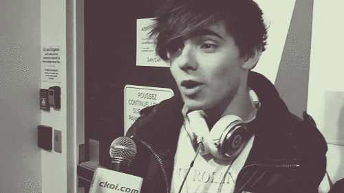 Crest GIF - Find on GIFER