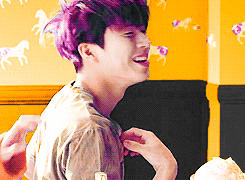 Pule hair GIF - Find on GIFER