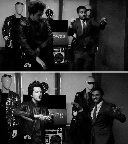 Aziz Ansari Money Gif