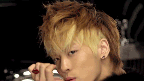 GIF key - animated GIF on GIFER