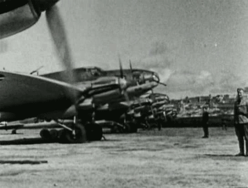 Ww2 wwii world war ii GIF - Find on GIFER