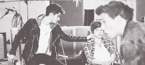 Little things GIF - Find on GIFER