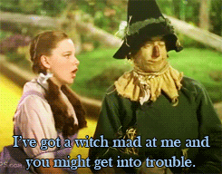 Wizard of oz dorothy scarecrow GIF - Find on GIFER