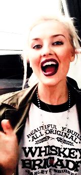 The slap GIF - Encontrar em GIFER