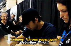 Comic con GIF - Find on GIFER